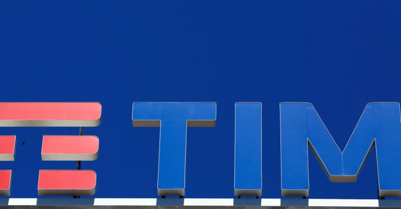 Tim, strada in salita per Vivendi. Frontis si allinea alla posizione di ... Tim, strada in salita per Vivendi. Frontis si allinea alla posizione di ...